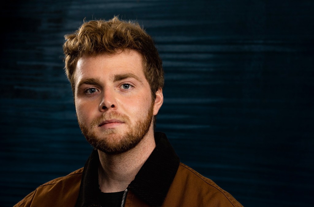 Alex Warren Continues No. 1 Run on Global Charts - Producer Gang | Home ...