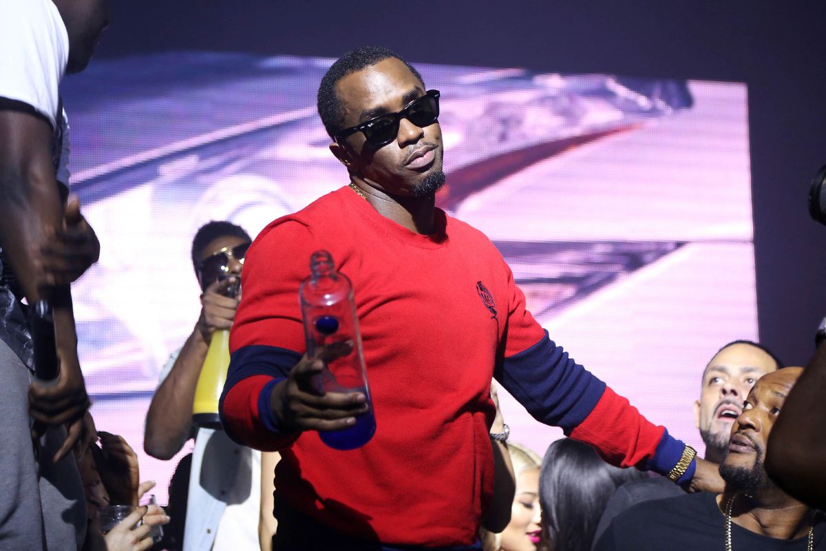 Diddy Allegedly Wore Women's Burka To Freak-Offs, Forced Lie Detector ...